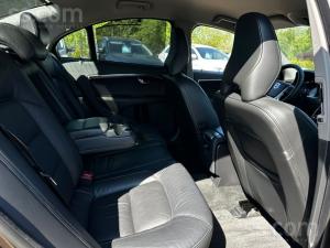 Brūns Volvo S80 2014 Jelgava, ar dzinēja tilpumu 2.00 L un nobraukumu 0 tūkst. km par 8990 €, foto 15 vietnē AUTOMOTO.COM.LV