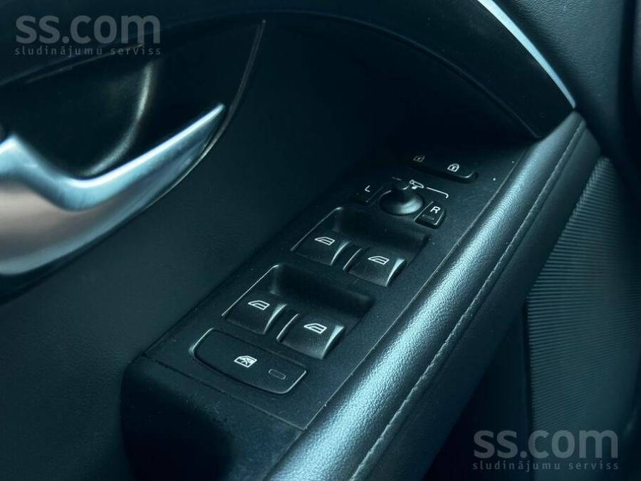 Brūns Volvo S80 2014 Jelgava, ar dzinēja tilpumu 2.00 L un nobraukumu 0 tūkst. km par 8990 €, foto 18 vietnē AUTOMOTO.COM.LV