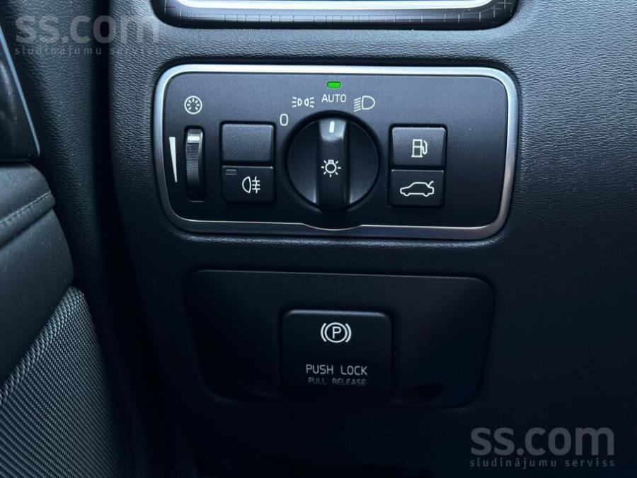 Brūns Volvo S80 2014 Jelgava, ar dzinēja tilpumu 2.00 L un nobraukumu 0 tūkst. km par 8990 €, foto 19 vietnē AUTOMOTO.COM.LV