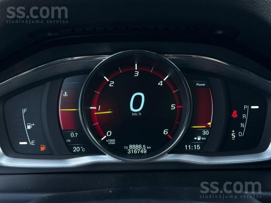 Brūns Volvo S80 2014 Jelgava, ar dzinēja tilpumu 2.00 L un nobraukumu 0 tūkst. km par 8990 €, foto 20 vietnē AUTOMOTO.COM.LV