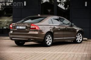 Brown Volvo S80 2014 in Jelgava, with an engine capacity of 2.00 L and mileage of 0 thousand km for 8590 €, photo 11 on AUTOMOTO.COM.LV