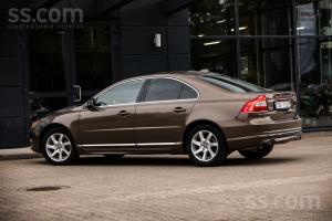 Brown Volvo S80 2014 in Jelgava, with an engine capacity of 2.00 L and mileage of 0 thousand km for 8590 €, photo 15 on AUTOMOTO.COM.LV