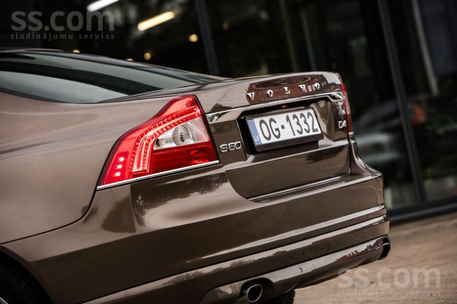 Brown Volvo S80 2014 in Jelgava, with an engine capacity of 2.00 L and mileage of 0 thousand km for 8590 €, photo 16 on AUTOMOTO.COM.LV