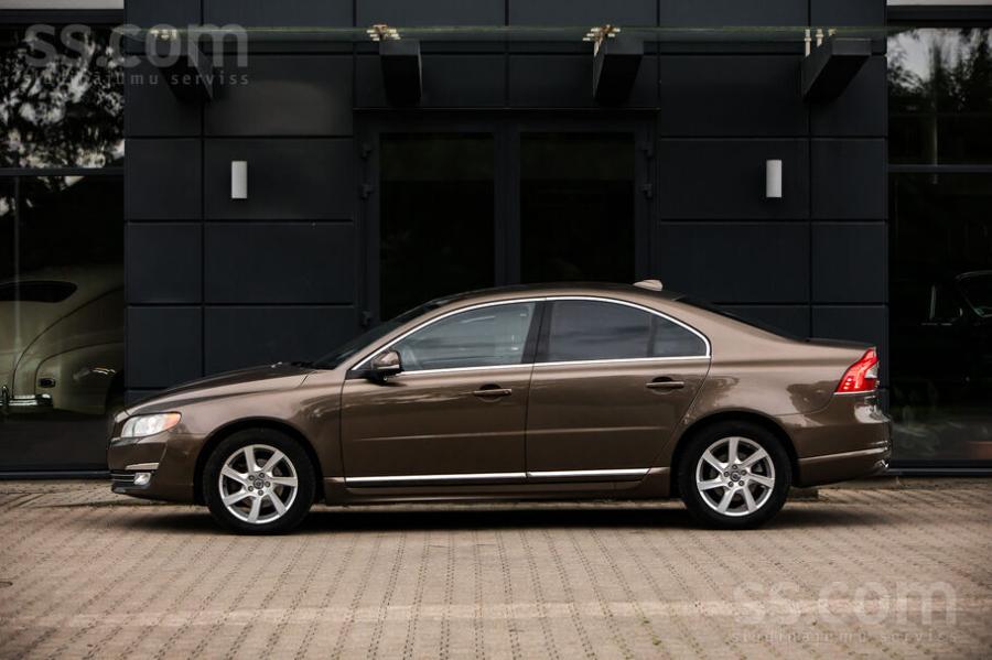 Brown Volvo S80 2014 in Jelgava, with an engine capacity of 2.00 L and mileage of 0 thousand km for 8590 €, photo 17 on AUTOMOTO.COM.LV