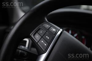 Brown Volvo S80 2014 in Jelgava, with an engine capacity of 2.00 L and mileage of 0 thousand km for 8590 €, photo 19 on AUTOMOTO.COM.LV