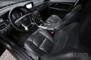Brown Volvo S80 2014 in Jelgava, with an engine capacity of 2.00 L and mileage of 0 thousand km for 8590 €, photo 23 on AUTOMOTO.COM.LV
