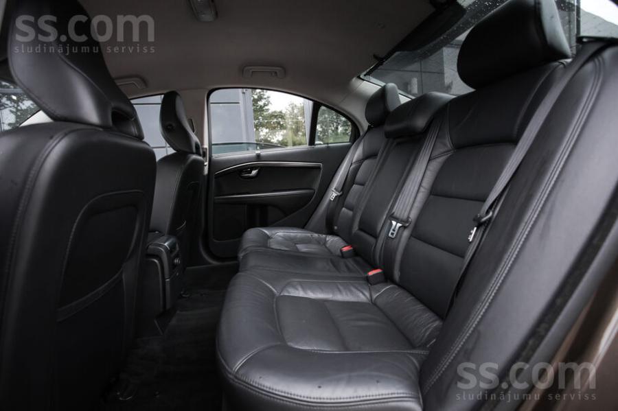 Brown Volvo S80 2014 in Jelgava, with an engine capacity of 2.00 L and mileage of 0 thousand km for 8590 €, photo 25 on AUTOMOTO.COM.LV