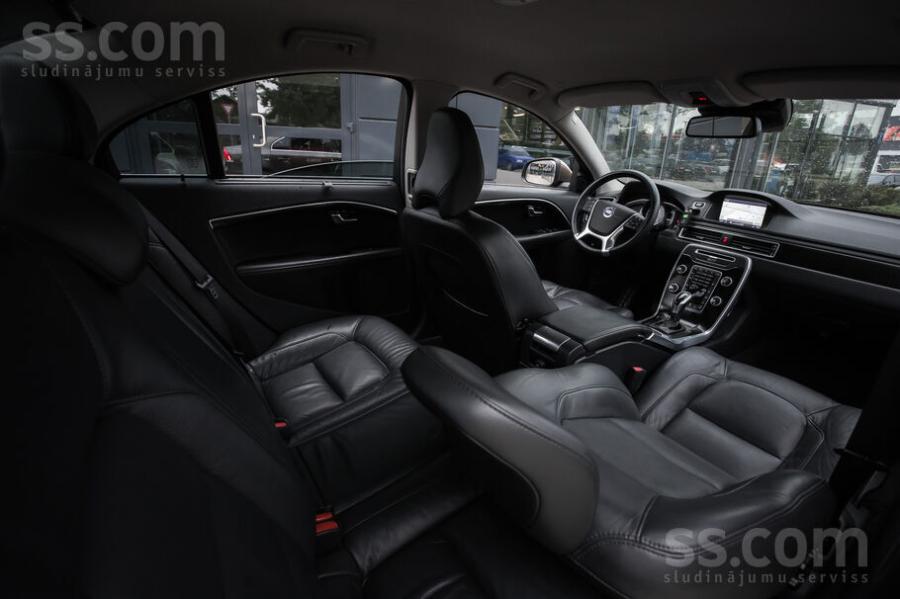 Brown Volvo S80 2014 in Jelgava, with an engine capacity of 2.00 L and mileage of 0 thousand km for 8590 €, photo 28 on AUTOMOTO.COM.LV