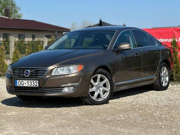 Brown Volvo S80 2014 in Jelgava, with an engine capacity of 2.00 L and mileage of 317 thousand km for 8590 €, photo 1 on AUTOMOTO.COM.LV