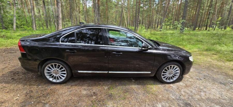 Brown Volvo S80 2014 in Riga, with an engine capacity of 2.00 L and mileage of 267 thousand km for 9300 €, photo 4 on AUTOMOTO.COM.LV