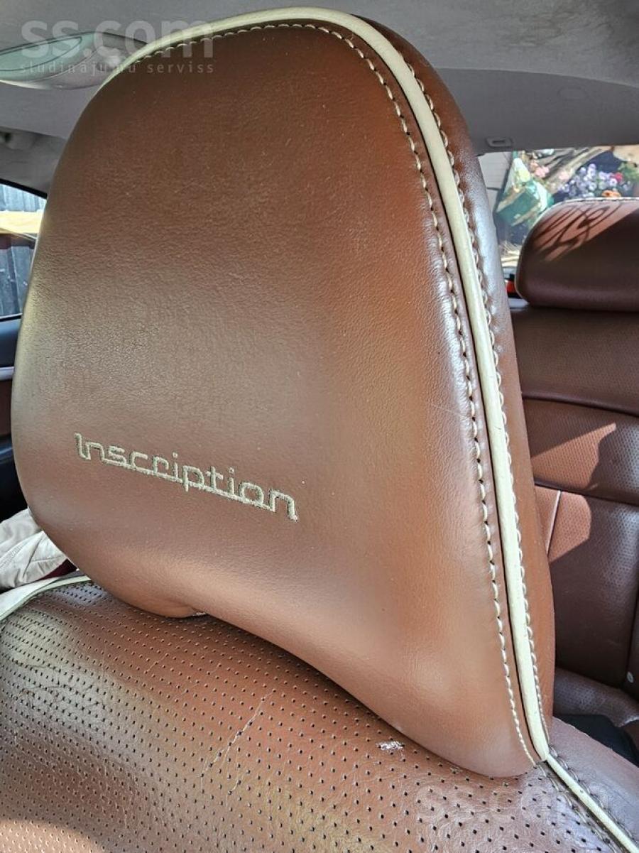 Brown Volvo S80 2014 in Riga, with an engine capacity of 2.00 L and mileage of 267 thousand km for 9300 €, photo 9 on AUTOMOTO.COM.LV