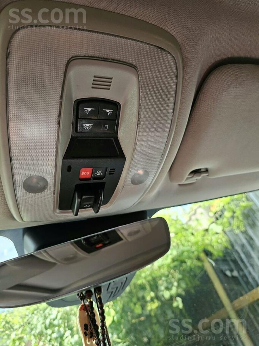 Brown Volvo S80 2014 in Riga, with an engine capacity of 2.00 L and mileage of 267 thousand km for 9300 €, photo 10 on AUTOMOTO.COM.LV