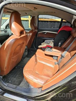Brown Volvo S80 2014 in Riga, with an engine capacity of 2.00 L and mileage of 267 thousand km for 9300 €, photo 16 on AUTOMOTO.COM.LV