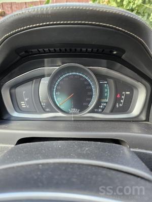 Brown Volvo S80 2014 in Riga, with an engine capacity of 2.00 L and mileage of 267 thousand km for 9300 €, photo 27 on AUTOMOTO.COM.LV