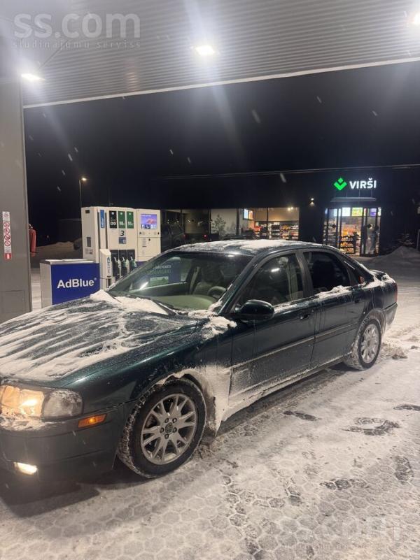 Zaļš Volvo S80 2000 Kuldīga, ar dzinēja tilpumu 2.50 L un nobraukumu 380 tūkst. km par 1000 €, foto 6 vietnē AUTOMOTO.COM.LV