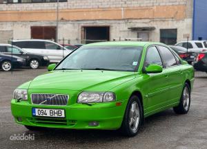 Green Volvo S80 2000 in Narva, with an engine capacity of 2.50 L and mileage of 385 thousand km for 890 €, photo  on AUTOMOTO.COM.LV