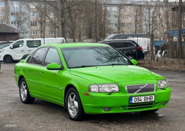 Green Volvo S80 2000 in Narva, with an engine capacity of 2.50 L and mileage of 385 thousand km for 890 €, photo 10 on AUTOMOTO.COM.LV
