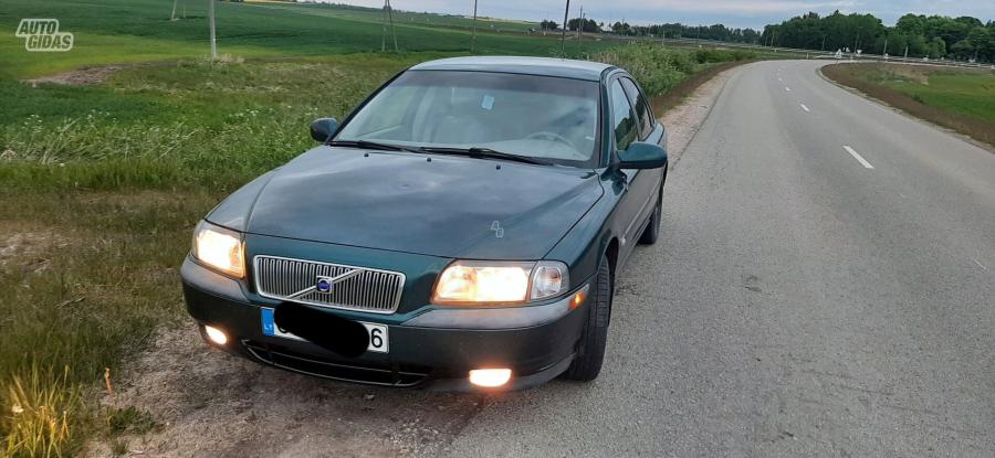 Zaļš Volvo S80 2002 Radviliškis, ar dzinēja tilpumu 2.90 L un nobraukumu 245 tūkst. km par 750 €, foto 3 vietnē AUTOMOTO.COM.LV