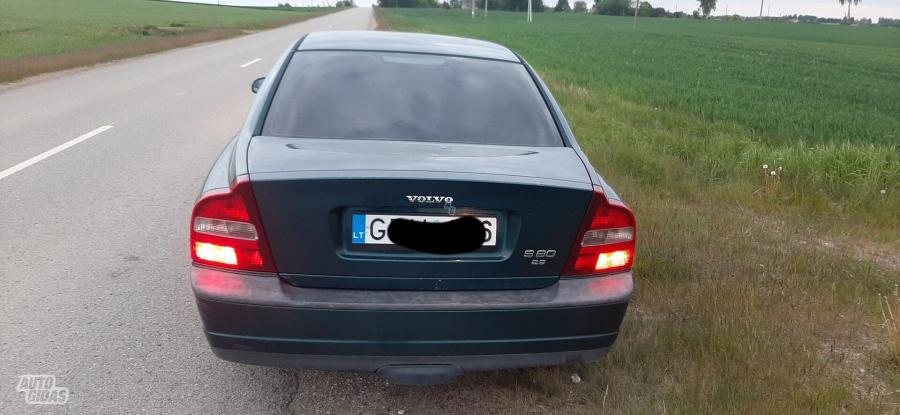 Zaļš Volvo S80 2002 Radviliškis, ar dzinēja tilpumu 2.90 L un nobraukumu 245 tūkst. km par 750 €, foto 5 vietnē AUTOMOTO.COM.LV