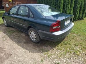 Zaļš Volvo S80 2002 Rīga, ar dzinēja tilpumu 2.40 L un nobraukumu 363 tūkst. km par 1950 €, foto 3 vietnē AUTOMOTO.COM.LV