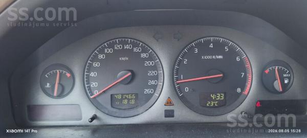 Zaļš Volvo S80 2002 Jelgava, ar dzinēja tilpumu 2.40 L un nobraukumu 481 tūkst. km par 1000 €, foto 5 vietnē AUTOMOTO.COM.LV