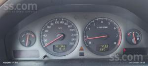 Green Volvo S80 2002 in Jelgava, with an engine capacity of 2.40 L and mileage of 481 thousand km for 900 €, photo 6 on AUTOMOTO.COM.LV