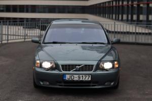 Green Volvo S80 2003 in Riga, with an engine capacity of 2.40 L and mileage of 439 thousand km for 1380 €, photo 13 on AUTOMOTO.COM.LV