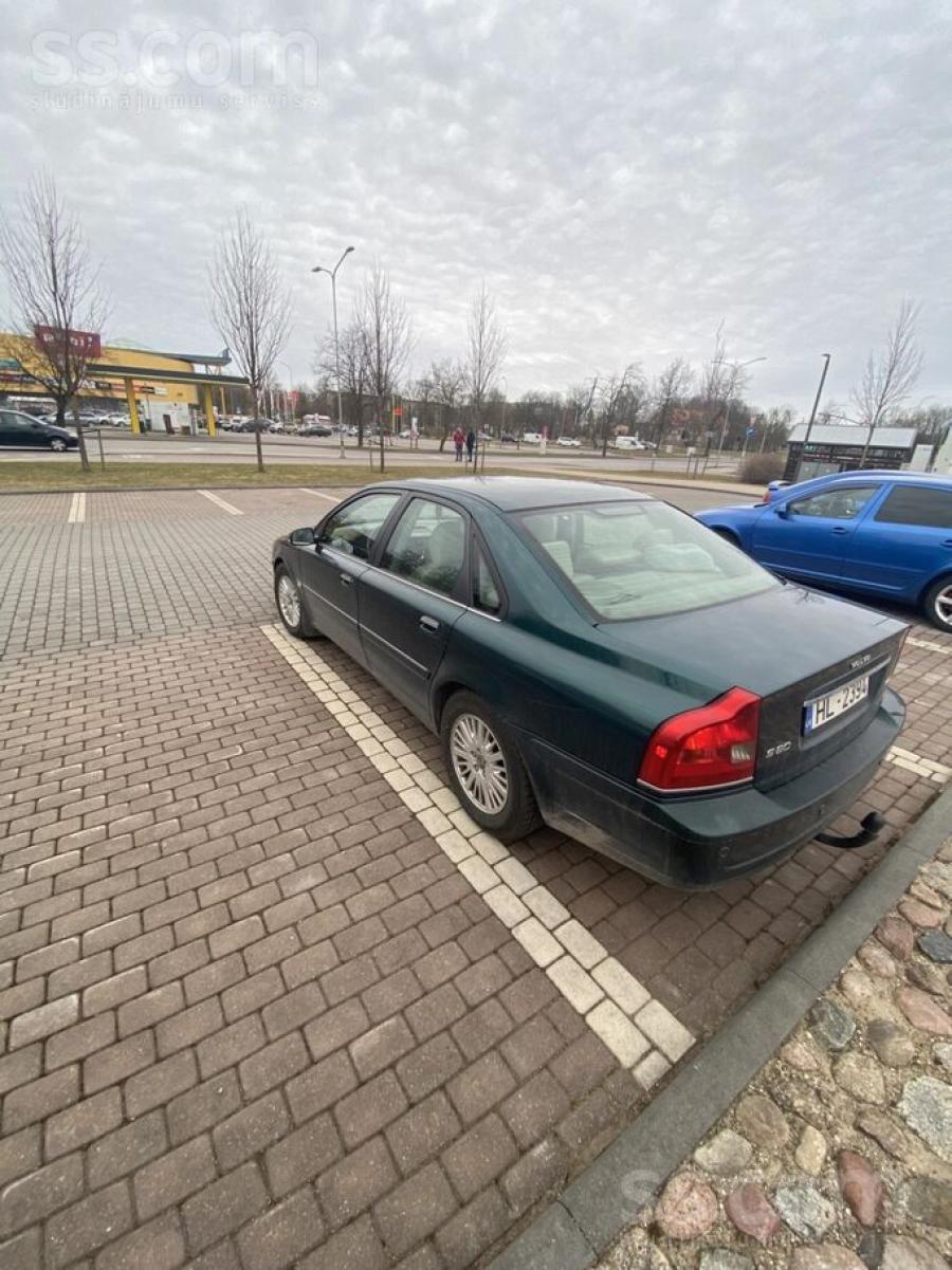 Зеленый Вольво С80 2003 в Вентспилс, объемом двигателя 2.40 л и пробегом 261 тыс. км за 1400 €, фото 4 на AUTOMOTO.COM.LV
