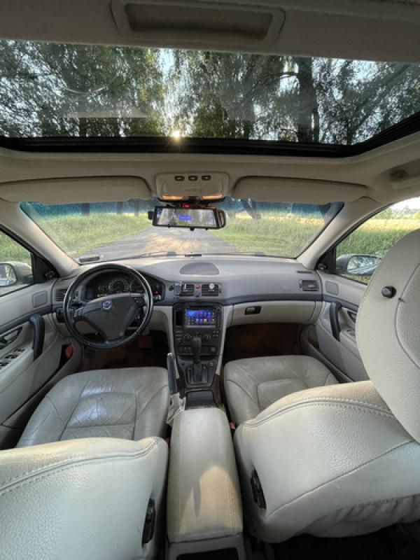 Volvo S80 2005 Viljandi vietnē Zaļš Volvo S80 2005 Viljandi, ar dzinēja tilpumu 0.00 L un nobraukumu 232 tūkst. km par 3500 €, foto 11 vietnē AUTOMOTO.COM.LV