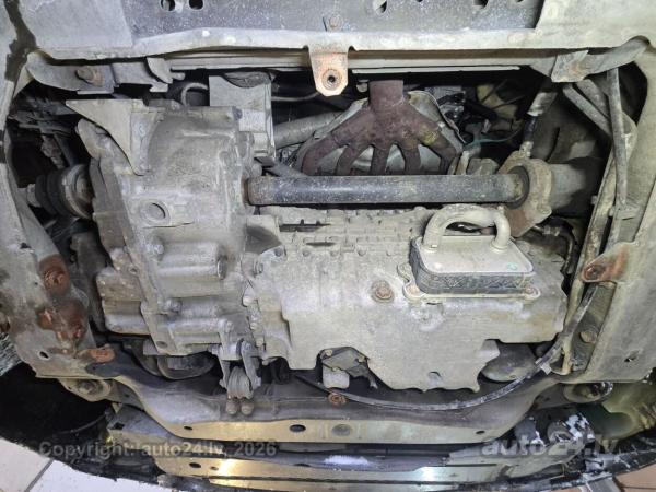 Zaļš Volvo S80 2006 Tallina, ar dzinēja tilpumu 2.40 L un nobraukumu 332 tūkst. km par 2500 €, foto 11 vietnē AUTOMOTO.COM.LV