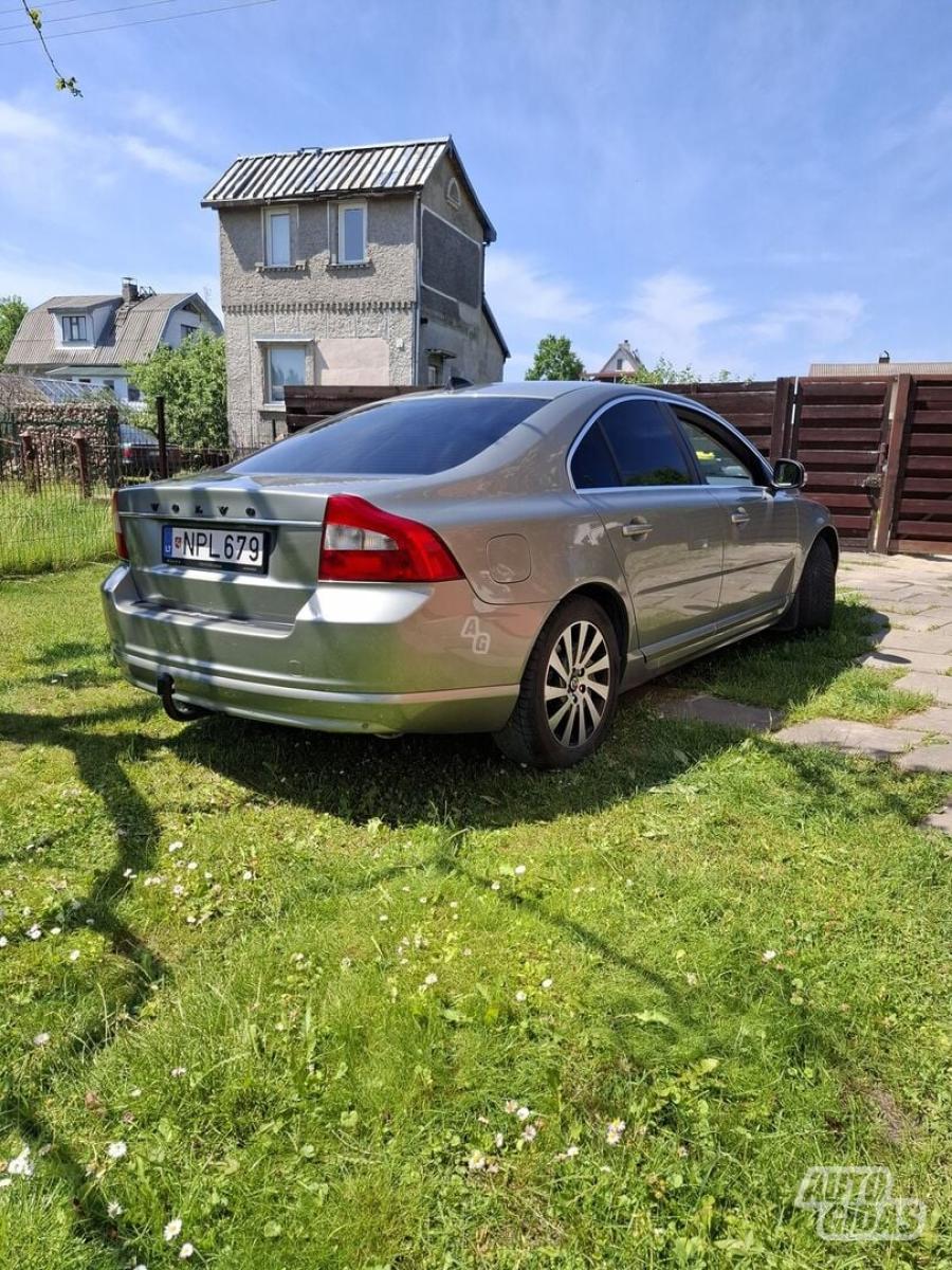 Zaļš Volvo S80 2008 Klaipėda, ar dzinēja tilpumu 2.40 L un nobraukumu 309 tūkst. km par 3000 €, foto 4 vietnē AUTOMOTO.COM.LV