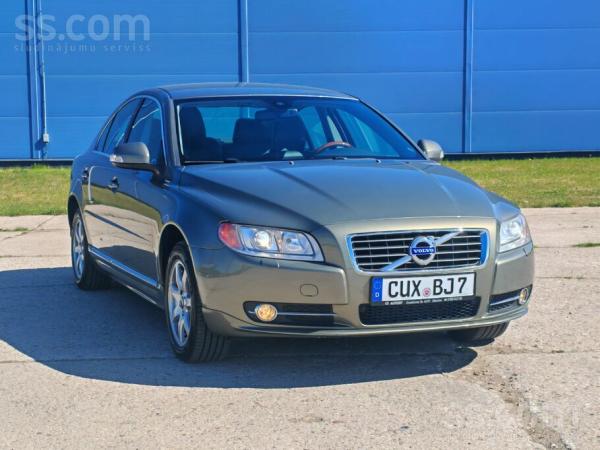 Zaļš Volvo S80 2011 Rīga, ar dzinēja tilpumu 1.60 L un nobraukumu 242 tūkst. km par 5490 €, foto 1 vietnē AUTOMOTO.COM.LV