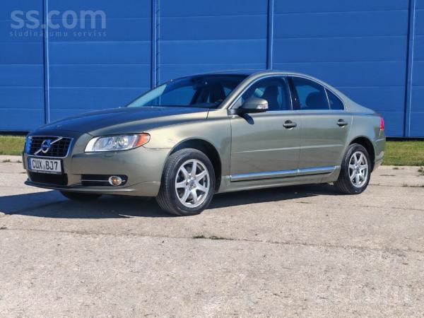 Zaļš Volvo S80 2011 Rīga, ar dzinēja tilpumu 1.60 L un nobraukumu 242 tūkst. km par 5490 €, foto 3 vietnē AUTOMOTO.COM.LV