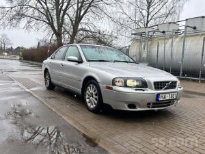 Grey Volvo S80 2004 in Tukums, with an engine capacity of 2.40 L and mileage of 360 thousand km for 1600 €, photo 3 on AUTOMOTO.COM.LV