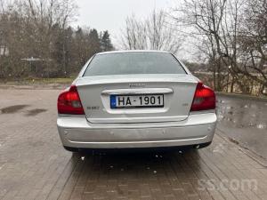 Grey Volvo S80 2004 in Tukums, with an engine capacity of 2.40 L and mileage of 360 thousand km for 1600 €, photo 4 on AUTOMOTO.COM.LV
