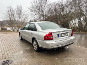 Grey Volvo S80 2004 in Tukums, with an engine capacity of 2.40 L and mileage of 360 thousand km for 1600 €, photo 6 on AUTOMOTO.COM.LV