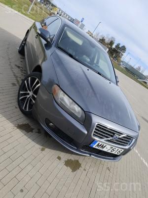 Pelēks Volvo S80 2007 Rēzekne, ar dzinēja tilpumu 2.40 L un nobraukumu 325 tūkst. km par 3150 €, foto  vietnē AUTOMOTO.COM.LV