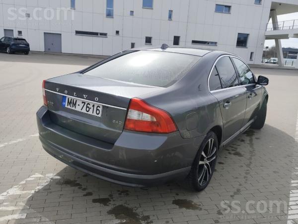 Pelēks Volvo S80 2007 Rēzekne, ar dzinēja tilpumu 2.40 L un nobraukumu 325 tūkst. km par 3150 €, foto 3 vietnē AUTOMOTO.COM.LV