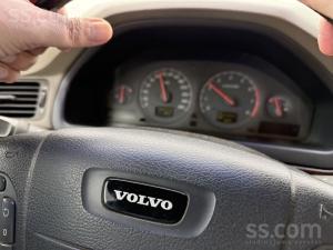Pelēks Volvo S80 1999 Saldus, ar dzinēja tilpumu 2.40 L un nobraukumu 350 tūkst. km par 1390 €, foto 2 vietnē AUTOMOTO.COM.LV
