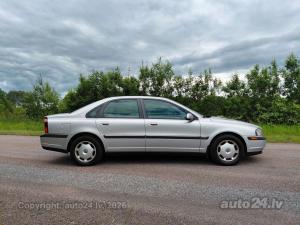 Pelēks Volvo S80 1999 Paide, ar dzinēja tilpumu 2.50 L un nobraukumu 281 tūkst. km par 3499 €, foto 6 vietnē AUTOMOTO.COM.LV