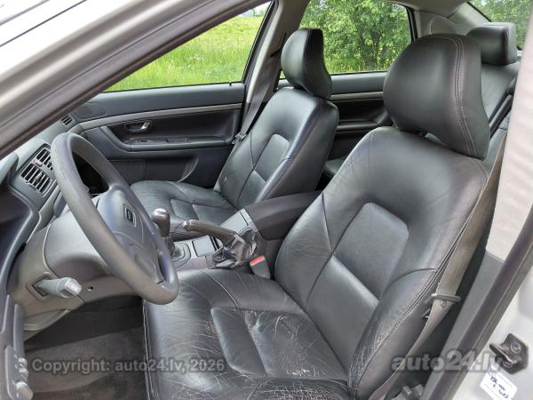 Grey Volvo S80 1999 in Paide, with an engine capacity of 2.50 L and mileage of 281 thousand km for 3499 €, photo 10 on AUTOMOTO.COM.LV