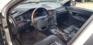 Grey Volvo S80 1999 in Valmiera, with an engine capacity of 2.50 L and mileage of 443 thousand km for 1200 €, photo 11 on AUTOMOTO.COM.LV