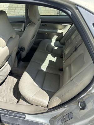 Pelēks Volvo S80 1999 Joniškis, ar dzinēja tilpumu 2.46 L un nobraukumu 389 tūkst. km par 580 €, foto 7 vietnē AUTOMOTO.COM.LV