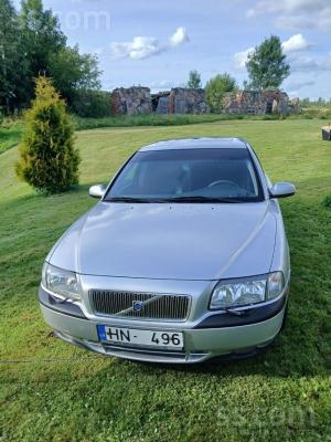 Grey Volvo S80 1999 in Valka, with an engine capacity of 2.40 L and mileage of 350 thousand km for 1300 €, photo 4 on AUTOMOTO.COM.LV