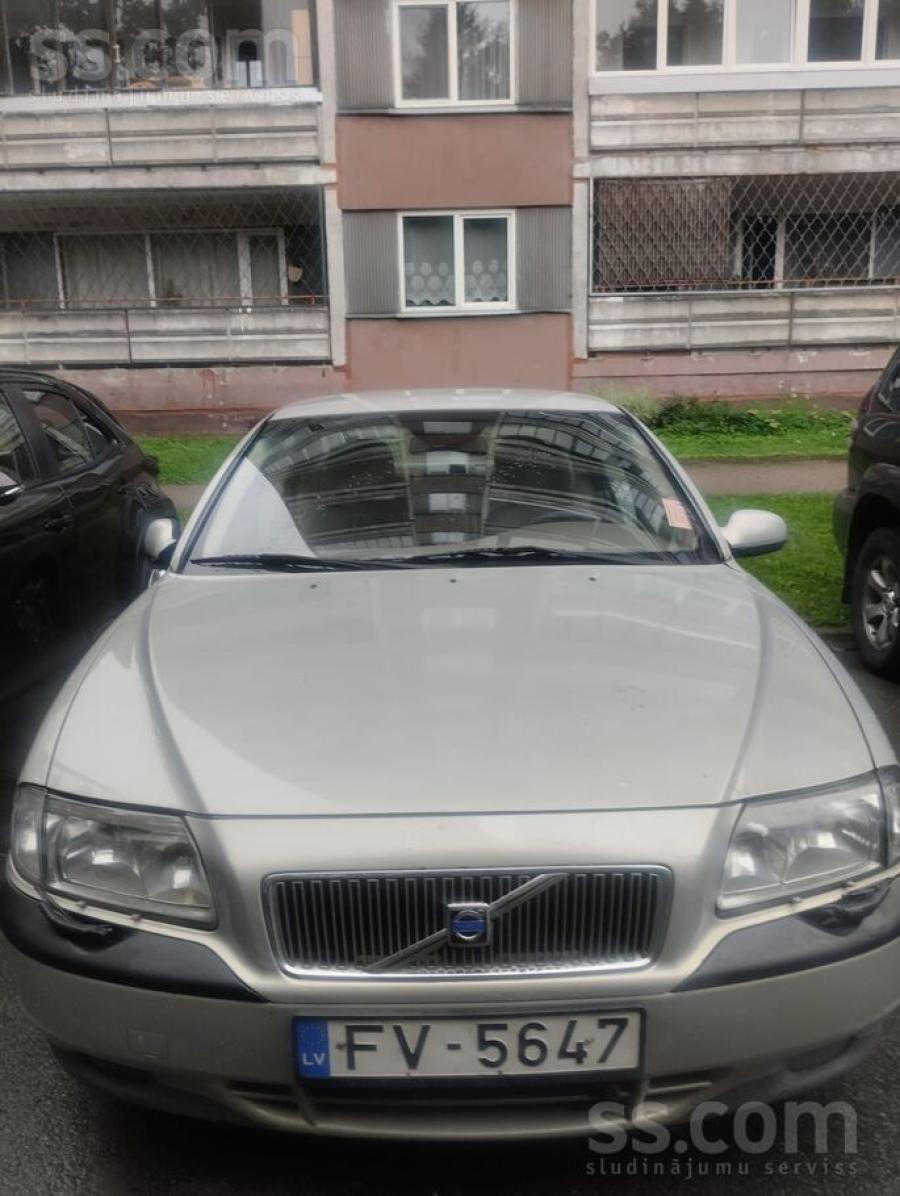 Серый Вольво С80 1999 в Рига, объемом двигателя 2.50 л и пробегом 525 тыс. км за 1200 €, фото 5 на AUTOMOTO.COM.LV