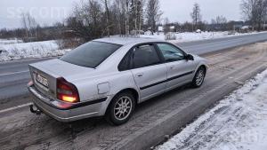Pelēks Volvo S80 2000 Madona, ar dzinēja tilpumu 2.40 L un nobraukumu 0 tūkst. km par 1300 €, foto 3 vietnē AUTOMOTO.COM.LV