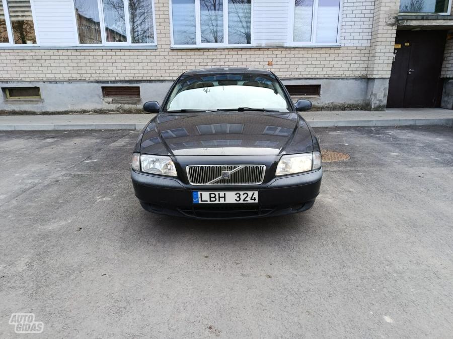 Pelēks Volvo S80 2000 Šauļi, ar dzinēja tilpumu 2.50 L un nobraukumu 404 tūkst. km par 1350 €, foto 8 vietnē AUTOMOTO.COM.LV