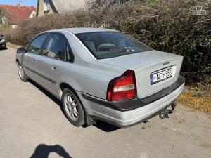 Grey Volvo S80 2000 in Kaunas, with an engine capacity of 2.50 L and mileage of 326 thousand km for 800 €, photo 5 on AUTOMOTO.COM.LV