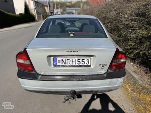 Grey Volvo S80 2000 in Kaunas, with an engine capacity of 2.50 L and mileage of 326 thousand km for 800 €, photo 6 on AUTOMOTO.COM.LV