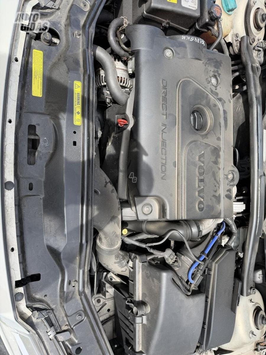 Grey Volvo S80 2000 in Jonava, with an engine capacity of 2.50 L and mileage of 318 thousand km for 900 €, photo 12 on AUTOMOTO.COM.LV